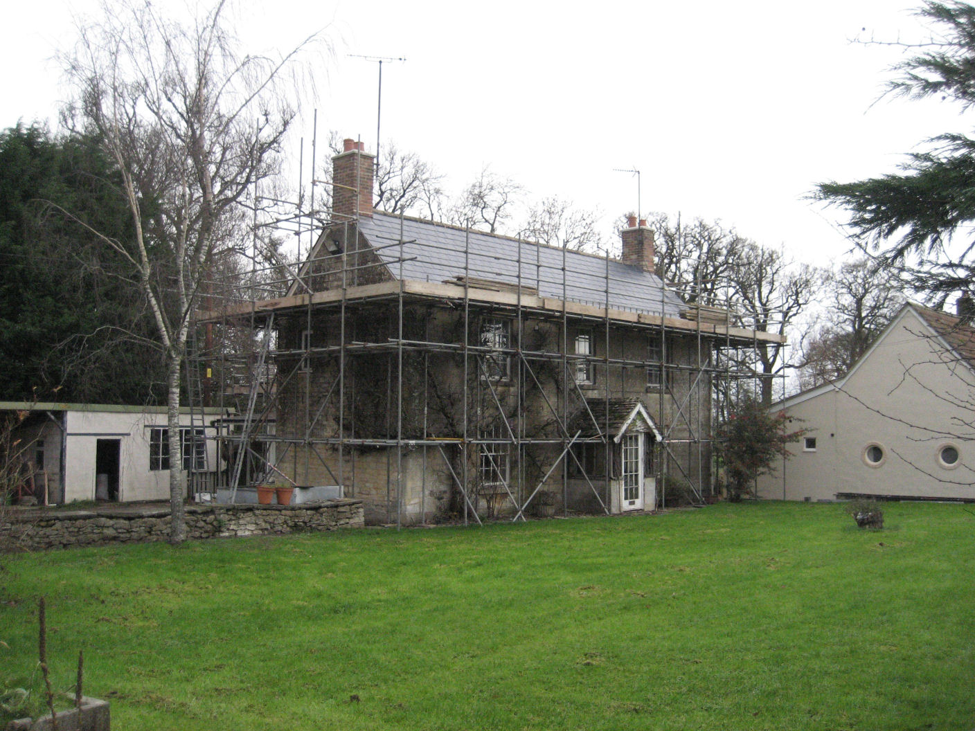 Cut Mark: Calne, Mile Elm Farm House - Bench Mark Database